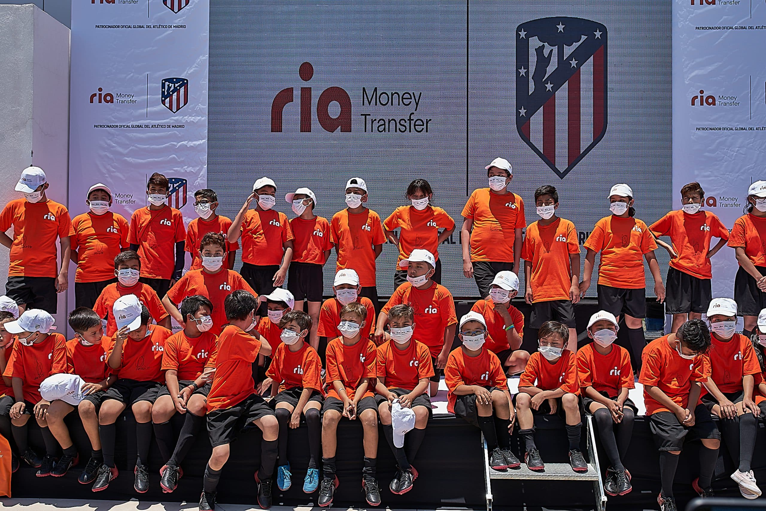 Ria Money Transfer & Atlético de Madrid - CA Sports